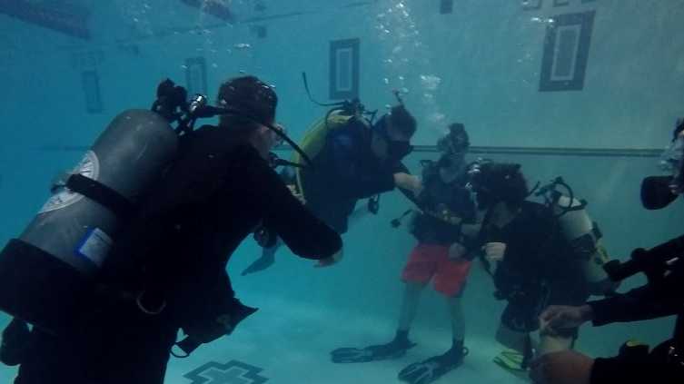 5 for Good: Scuba program helps struggling students build life skills