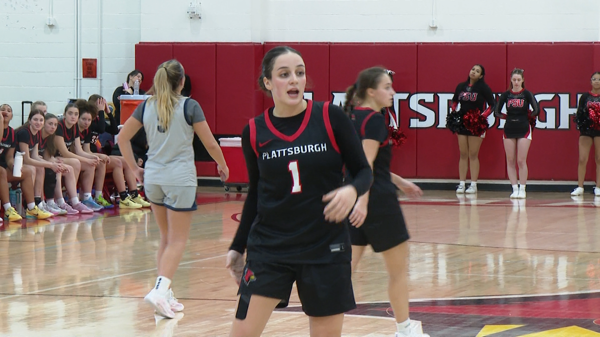 Plattsburgh State University women's basketball dominates Utica, 71-50