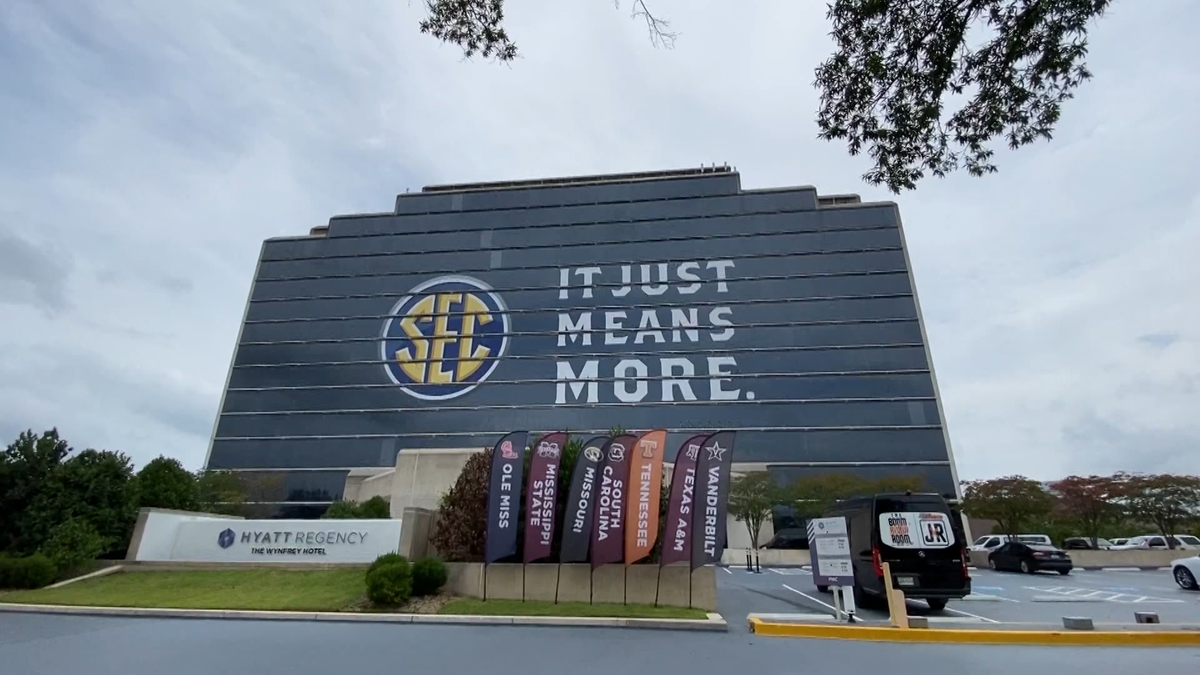 SEC extends membership invitations to University of Oklahoma and ...