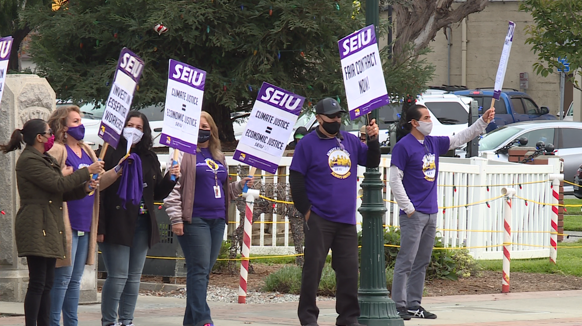 Santa Cruz city workers union avoids strike with tentative agreement