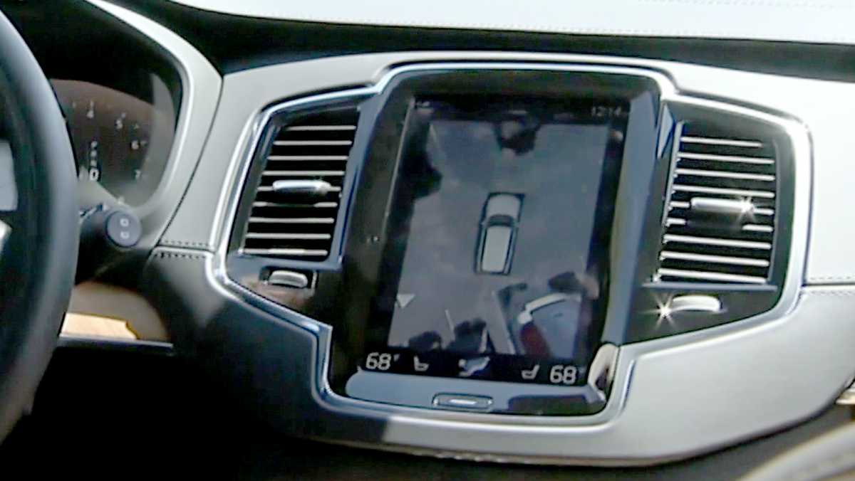 No driver needed: CA moves forward on driverless vehicles