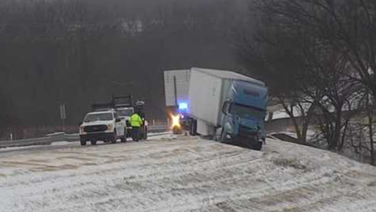 UPDATES: Tracking Oklahoma road conditions amid winter storm