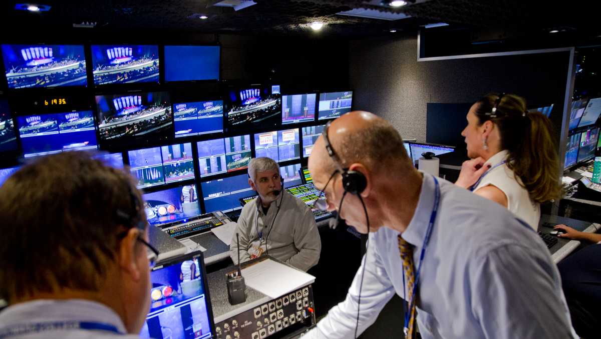 Behind the scenes at the 2016 U.S. Senate debate