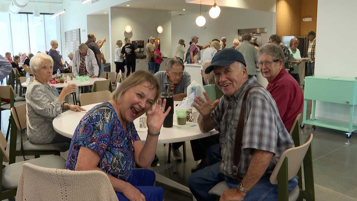 New Springdale Senior Center officially opens doors