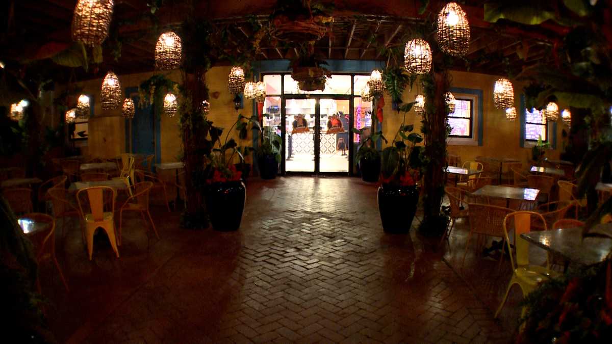 Venezuelan restaurant in NuLu, Señora Arepa, now open 7 days a week and ...