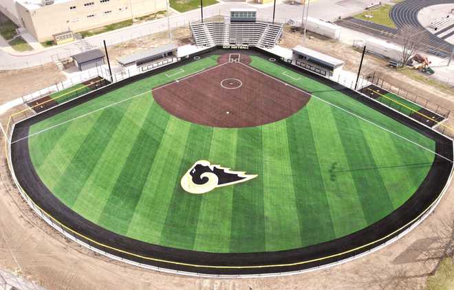 Get a look at Southeast Polk's beautiful new turf softball field Get a look at Southeast Polk's beautiful new turf softball field