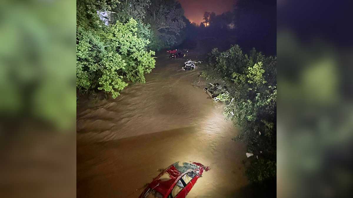 Flash floods hit West Virginia, leaving five dead