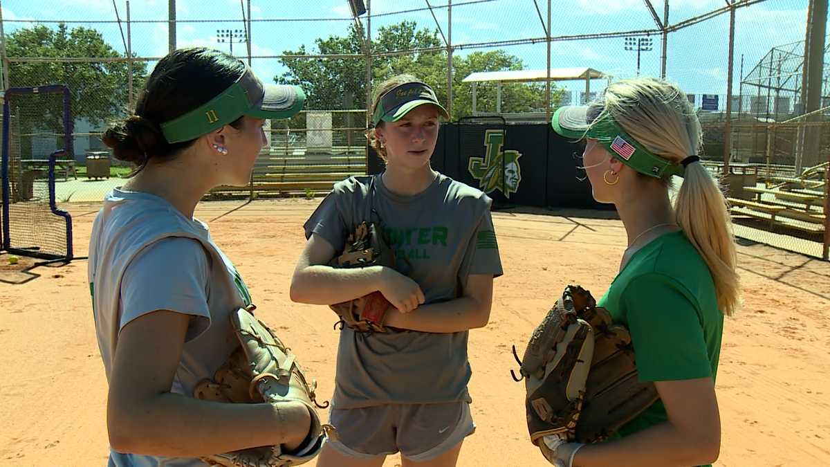 Jupiter High School softball to play in state semifinal