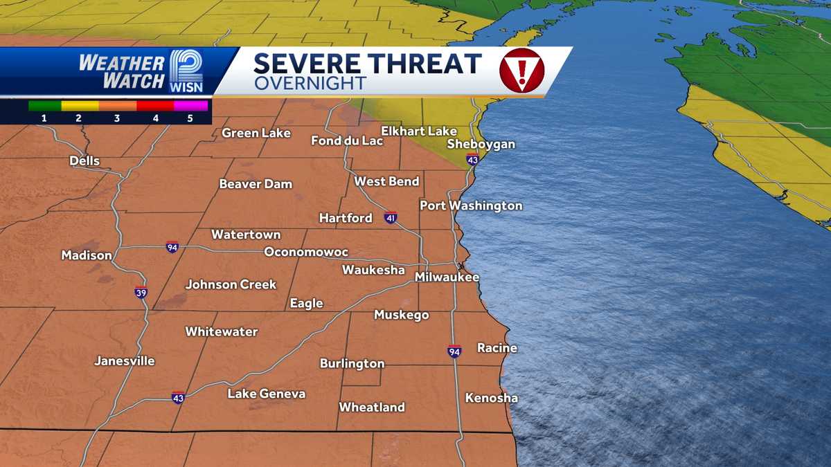 SE WI overnight severe weather: Damaging winds, tornadoes risk