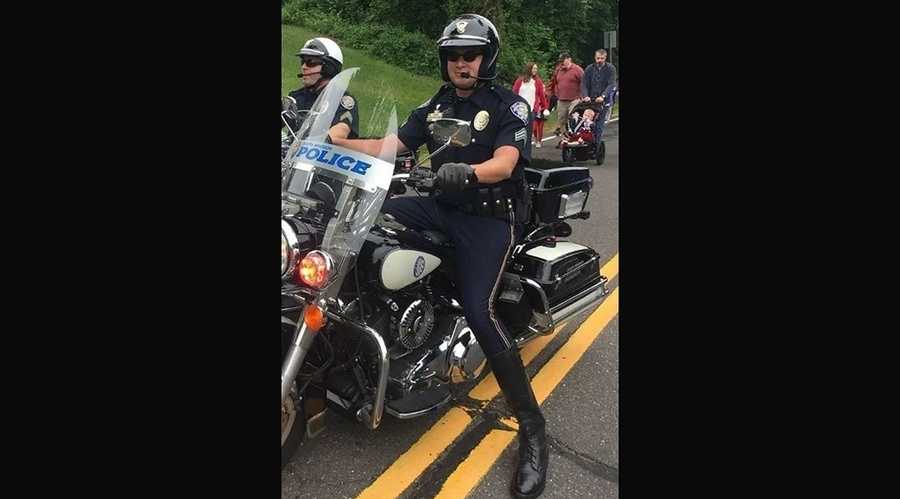 Off-duty officer dies after being sucker punch while breaking up fight ...