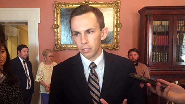 State auditor, legislature to increase penalties for fraud and embezzlement