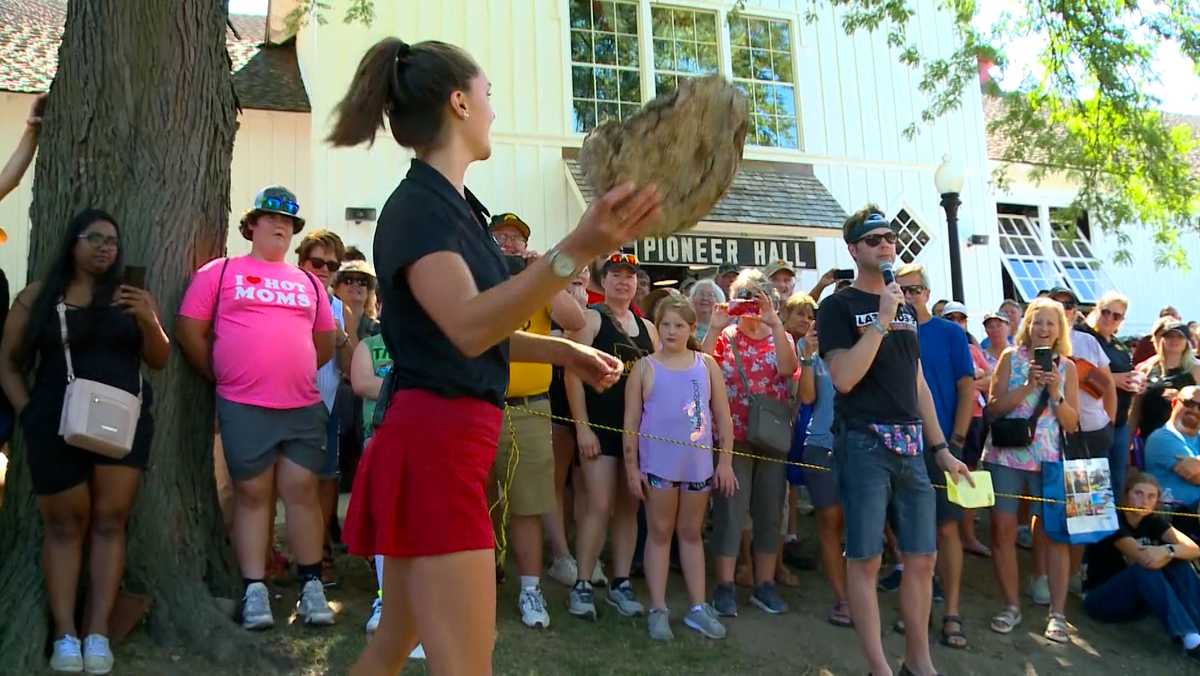 KCCI goes cow chipping at the Iowa State Fair