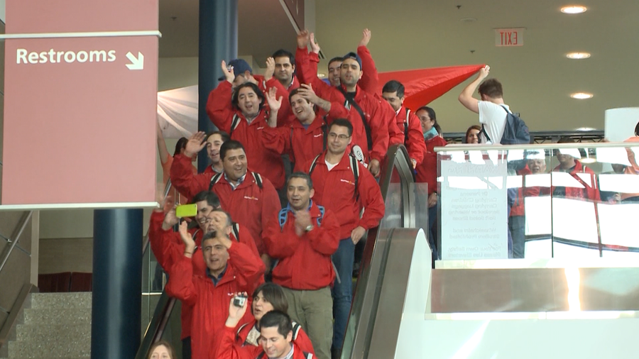 Hundreds of Walmart shareholders fly into XNA Airport