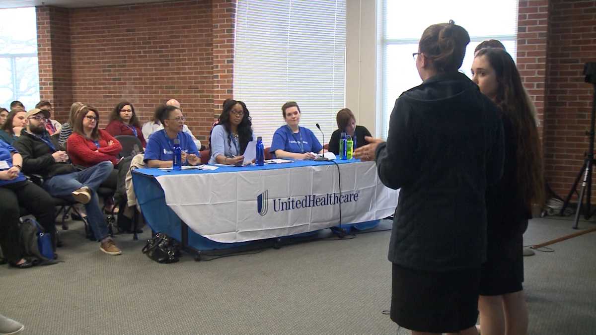 Students compete in 'Shark Tank'-style competition