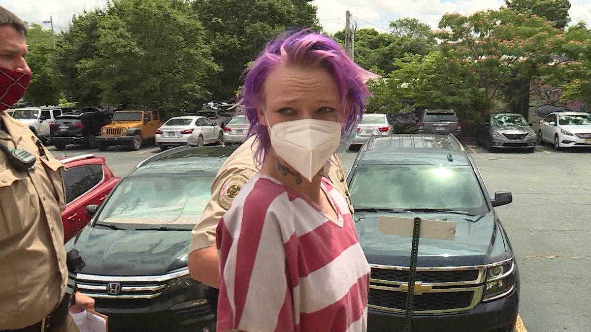 Trial date set for woman accused in Arkansas officer's death