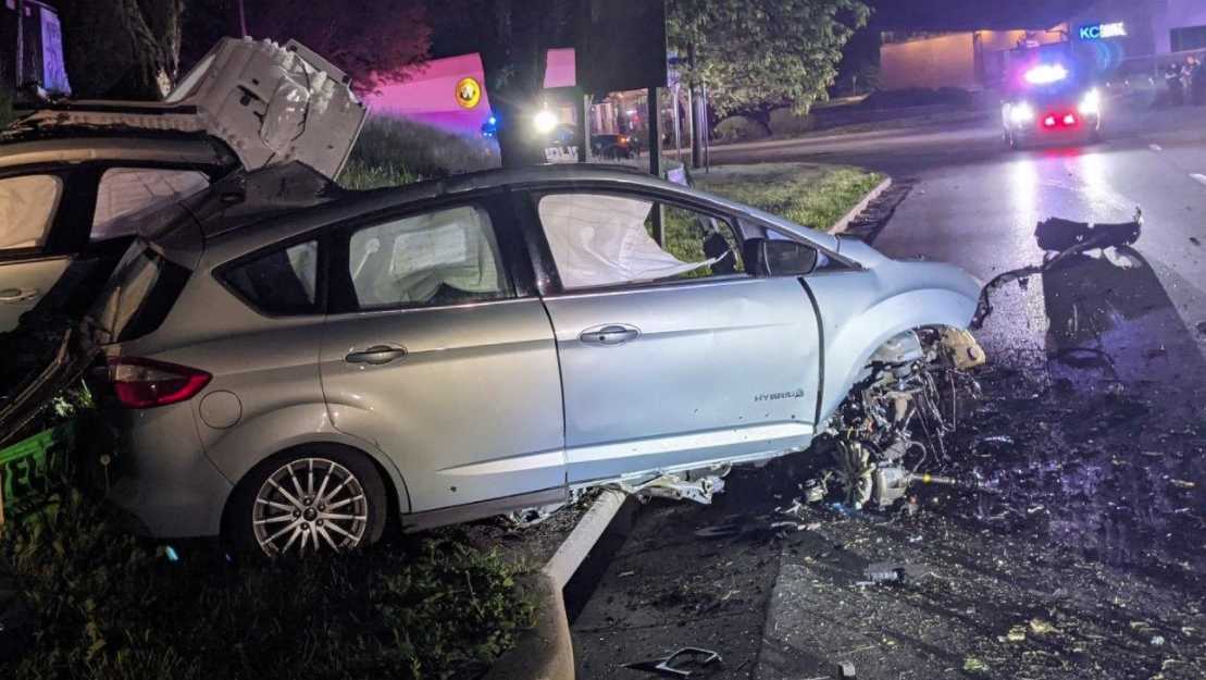 Deadly Crash One Person Dead After Vehicle Strikes Tree On Shawnee