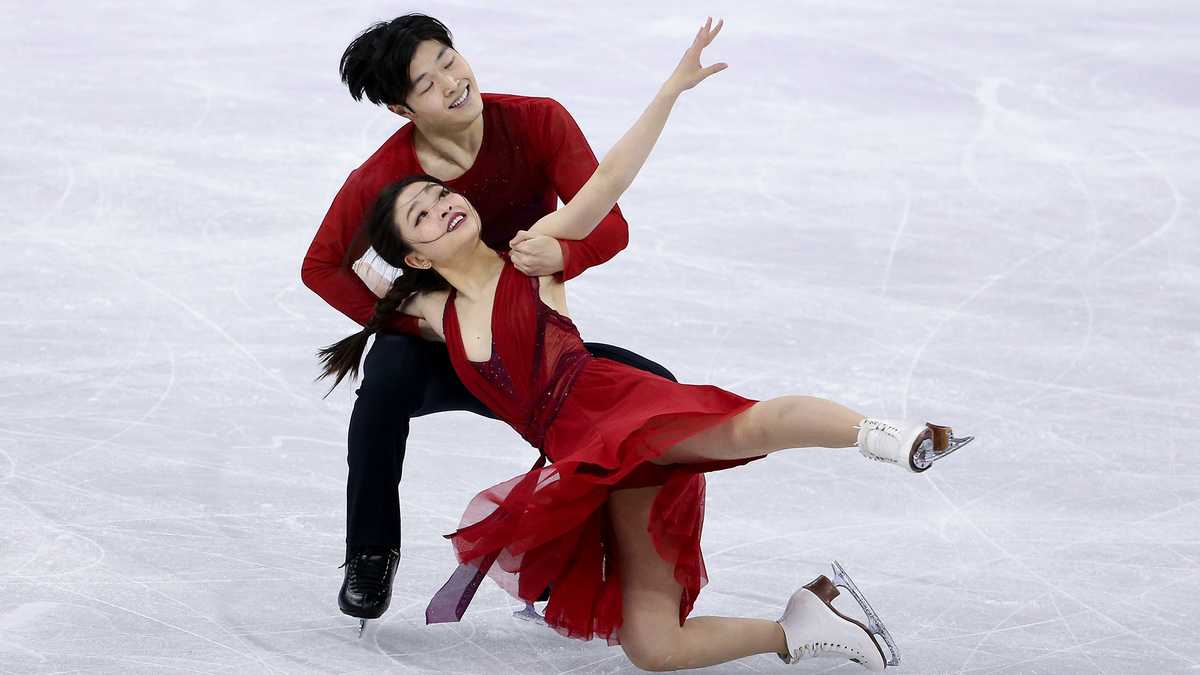 Shibutani siblings overwhelmed to finally meet long-distance fans