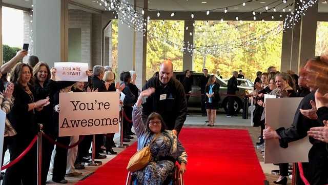'Night to Shine' prom to celebrate people with special needs