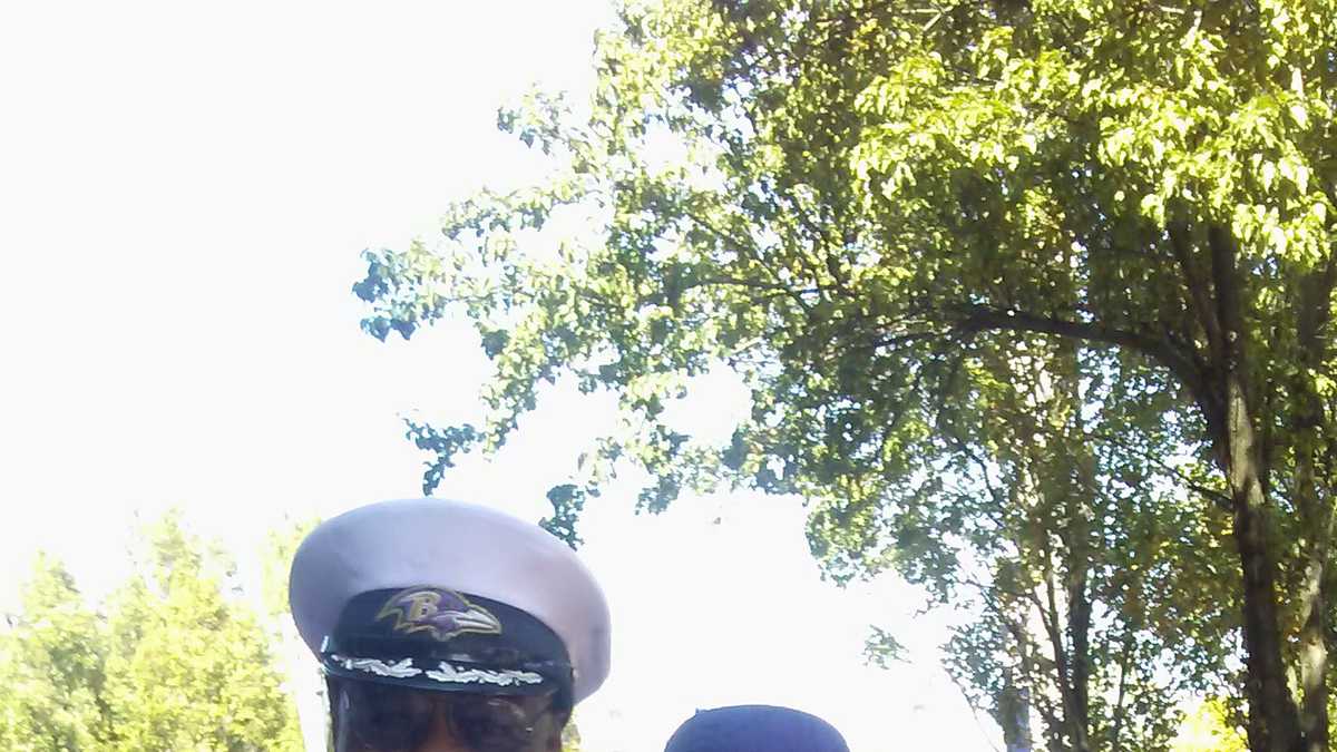 Ravens Flock remembers Captain Dee-Fense | Fan photos