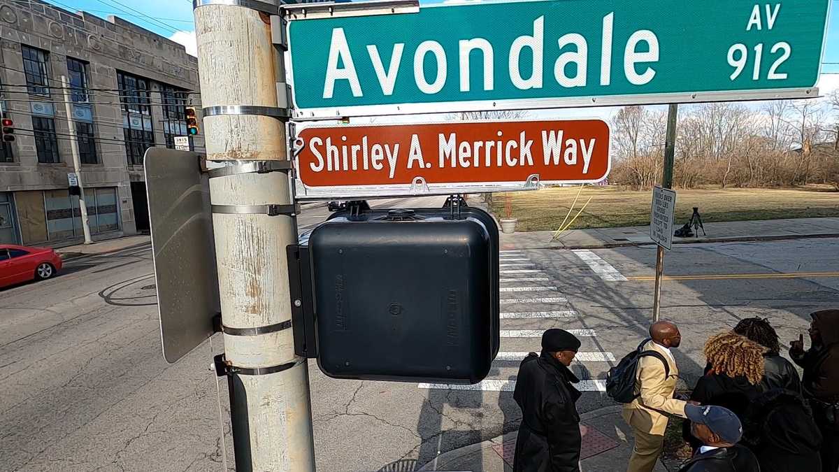 Honorary street naming held in Avondale for beloved Shirley Merrick