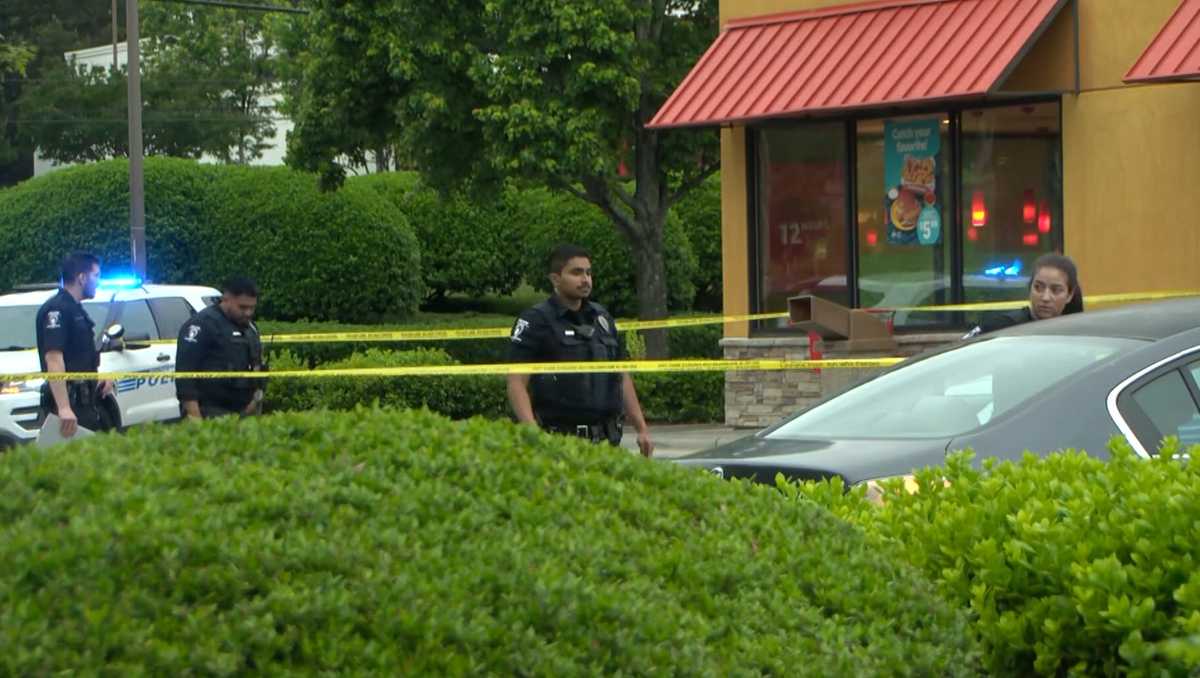 Burnt biscuit dispute turns violent at Charlotte Popeyes