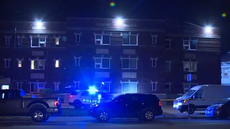 Police: 2 injured after shooting in Avondale