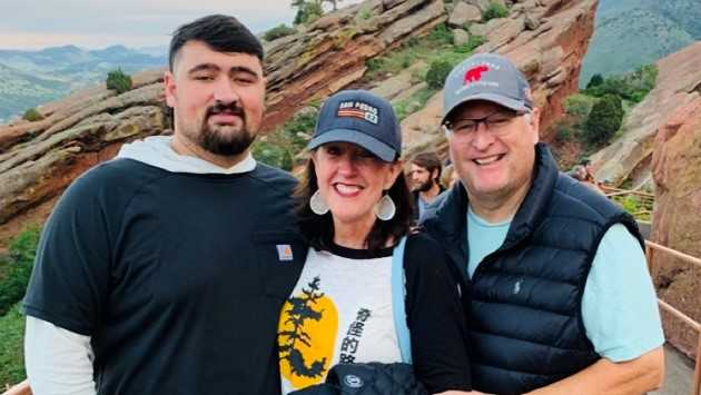 A house divided: How a former Bama football star and his Auburn wife ...