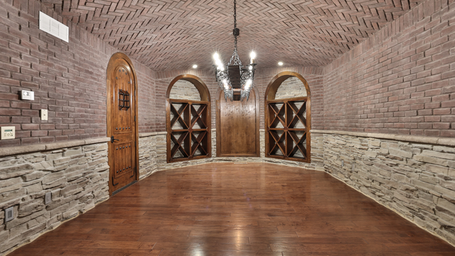 This Indian Hill mansion was the most expensive home listing in 2024