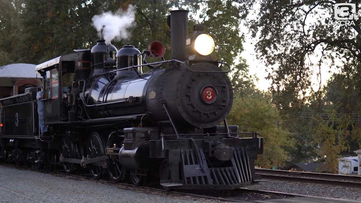 Explore Outdoors: Visit one of Hollywood's oldest, still-active celebs ...
