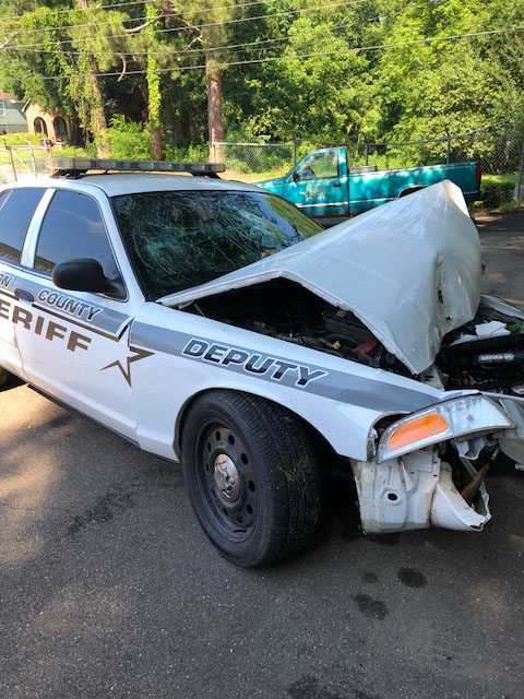 Simpson County deputy hospitalized after crash