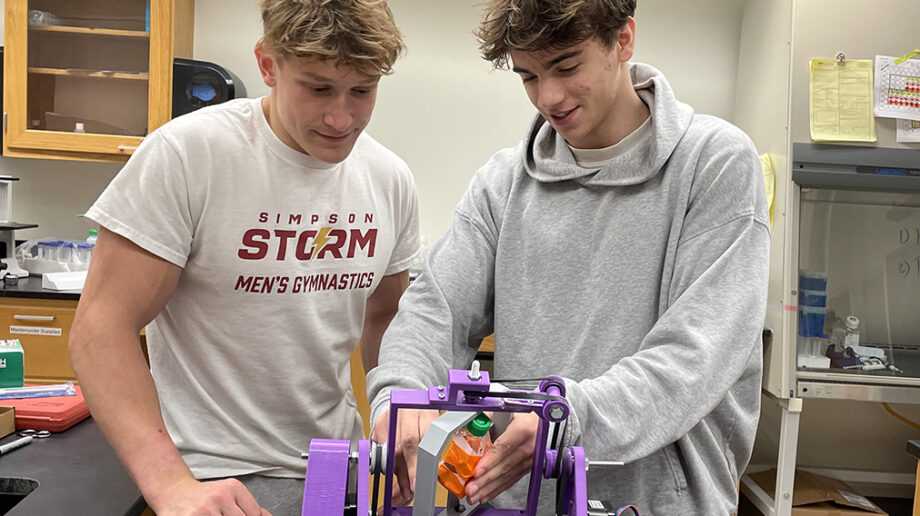 Simpson students explore space biology with new NASA-backed resources