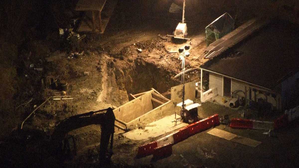Pennsylvania sinkhole search, rescue for Westmoreland County woman