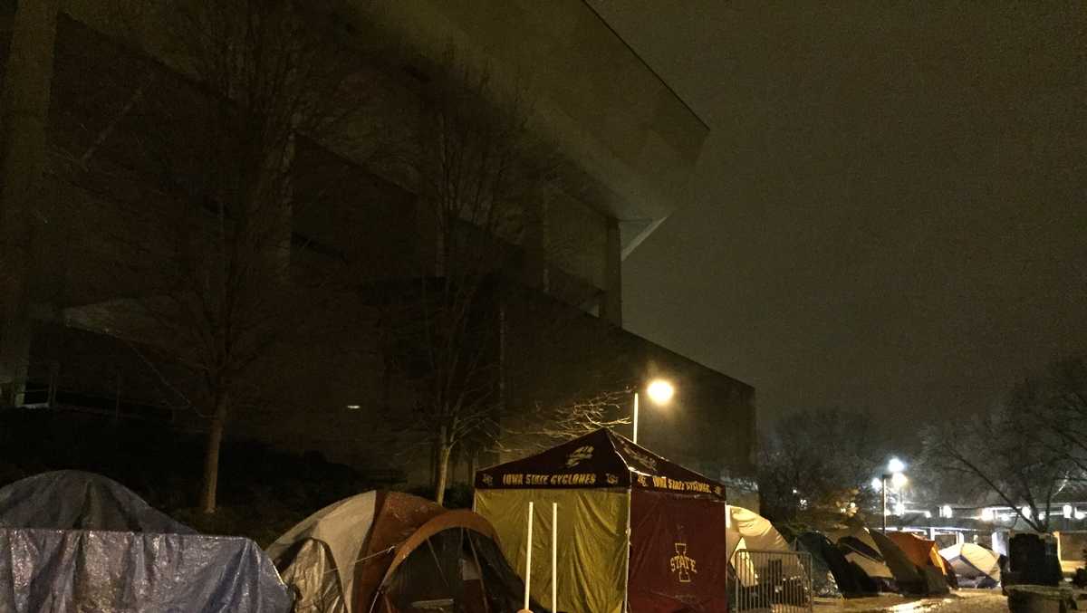 Photos: Icy conditions around Ames Monday morning