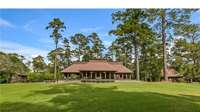 Mansion Monday: Peek inside this rustic Slidell home with hunting lodge ...