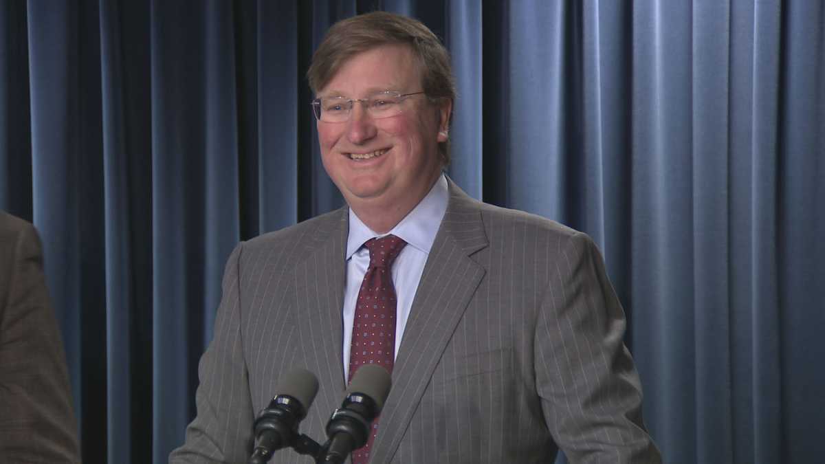 Governor signs multimillion-dollar economic development measures into law