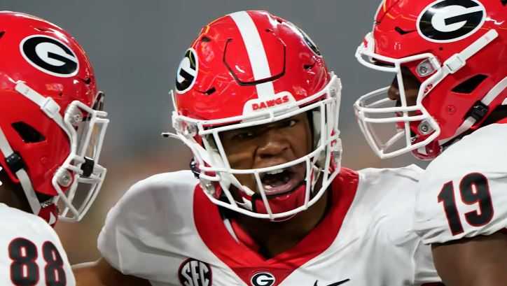 Nolan Smith announces his return to Georgia for senior season