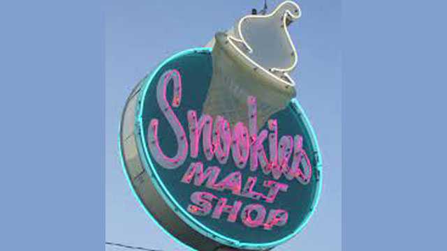 Snookies iconic sign now a landmark