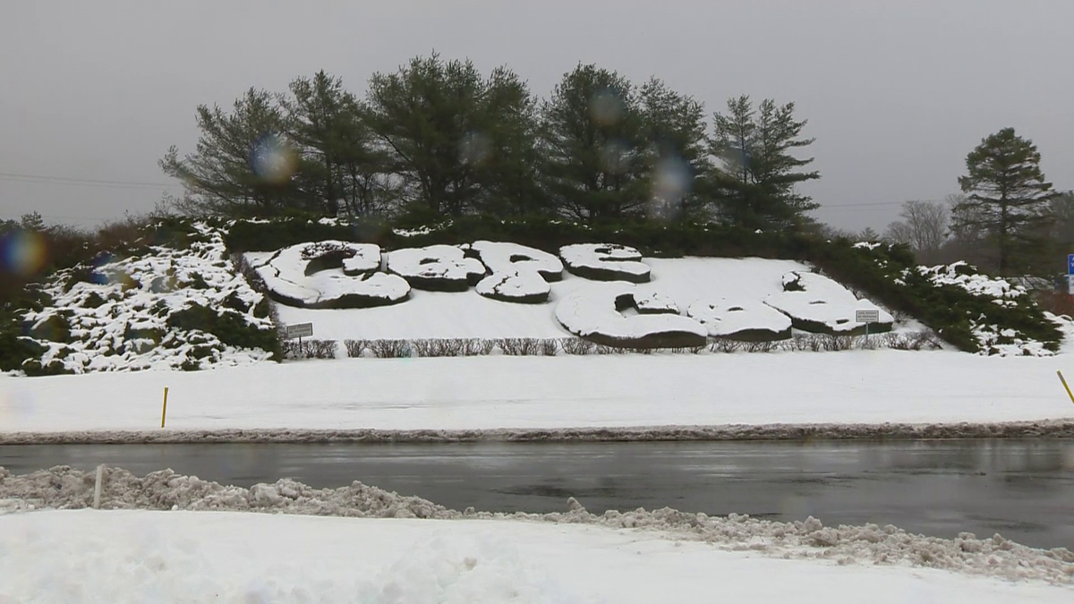Cape Cod residents cope with nor'easter, slick roads