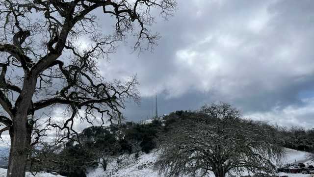 Snow brings crowds to Fremont Peak