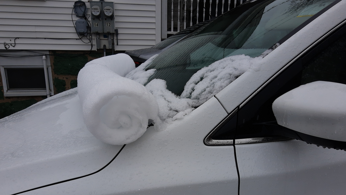 Rare 'snow rollers' spotted after Thursday's wintry mix