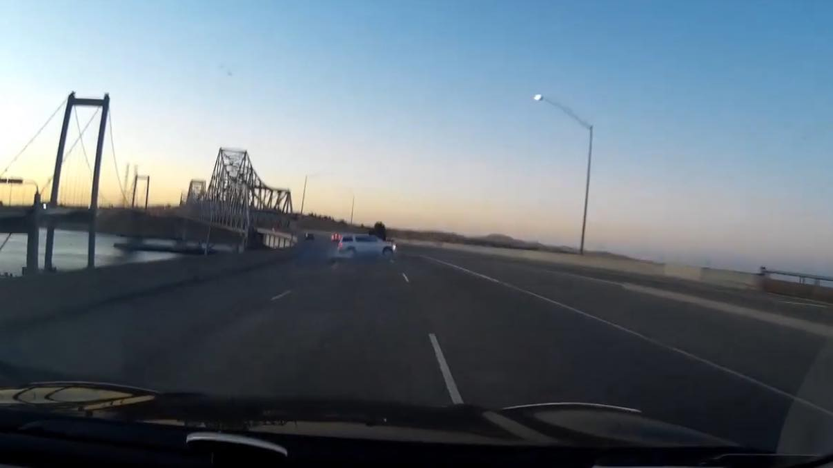 4 killed in solo vehicle Contra Costa County crash, CHP says