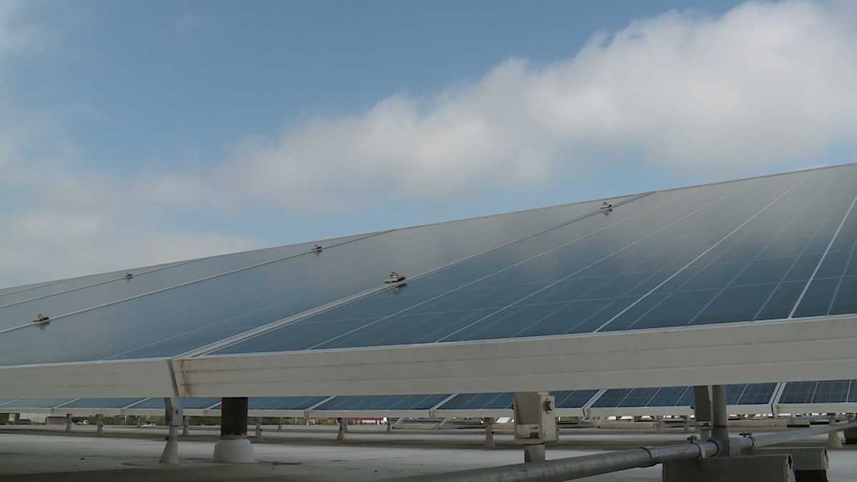 UNMC to install state's largest rooftop solar array