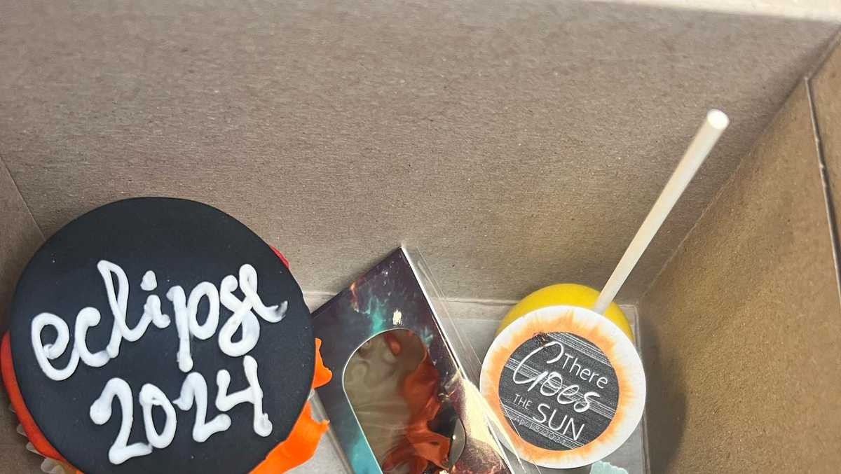 Louisiana bakery offering solar eclipse treat box with glasses