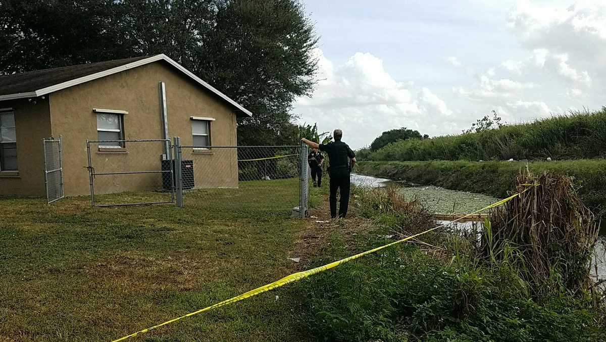 Body found floating in canal