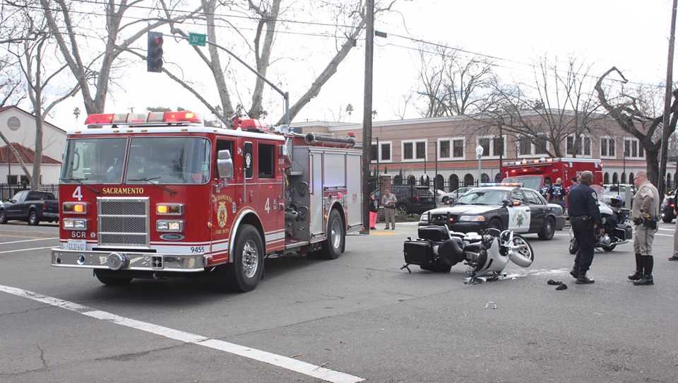CHP motorcycle officer hurt in Sacramento crash