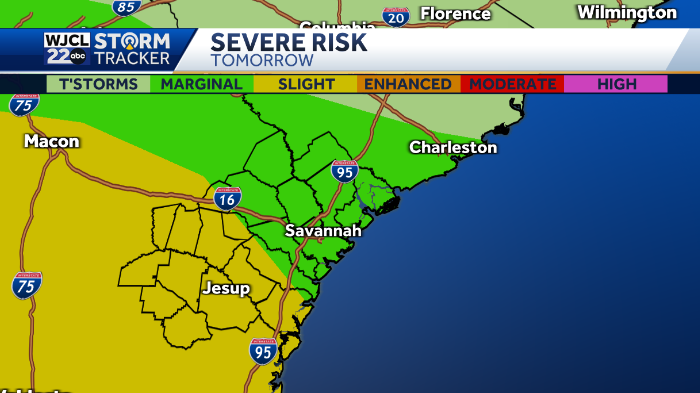 Weekend starts sunny but wants to get stormy by tomorrow