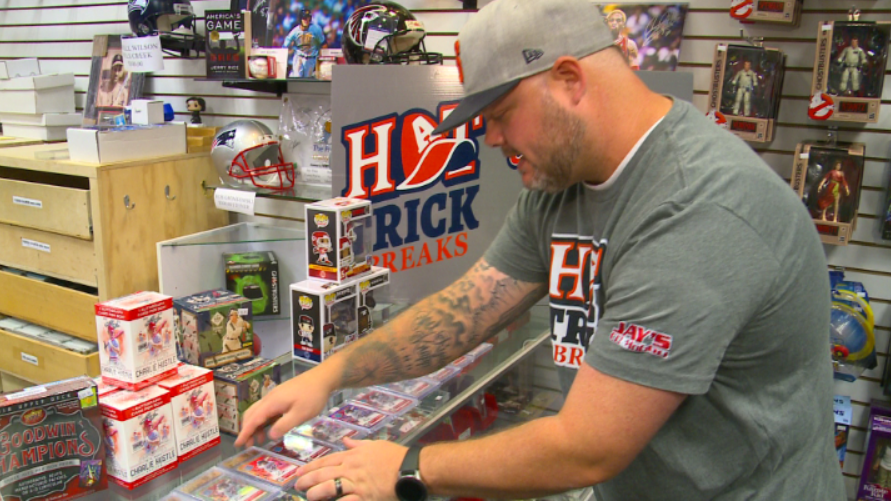 Pandemic sparks boom in central Iowa sports cards industry