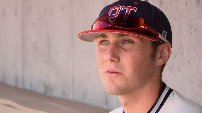 'Love to make people's heads turn': One-handed pitcher motivates team ...