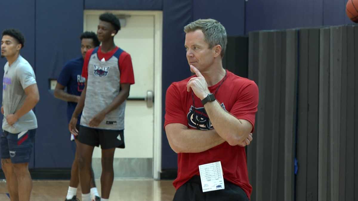 FAU returns to court turning the page from Final Four run