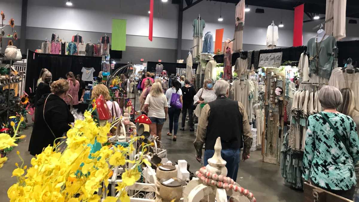 Spring Market returns after pause for pandemic